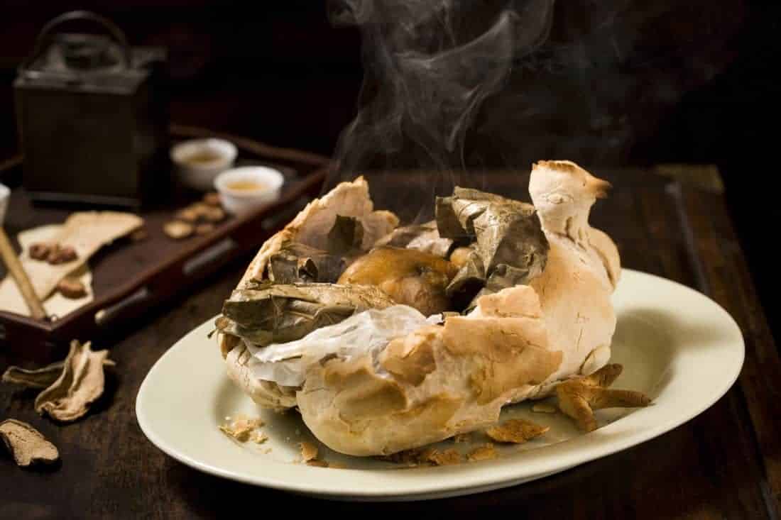 Beggar's Chicken serveret i Hong Kong - Travel Talk